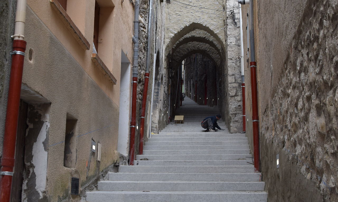 Sisteron et ses andrones - Ville de Sisteron